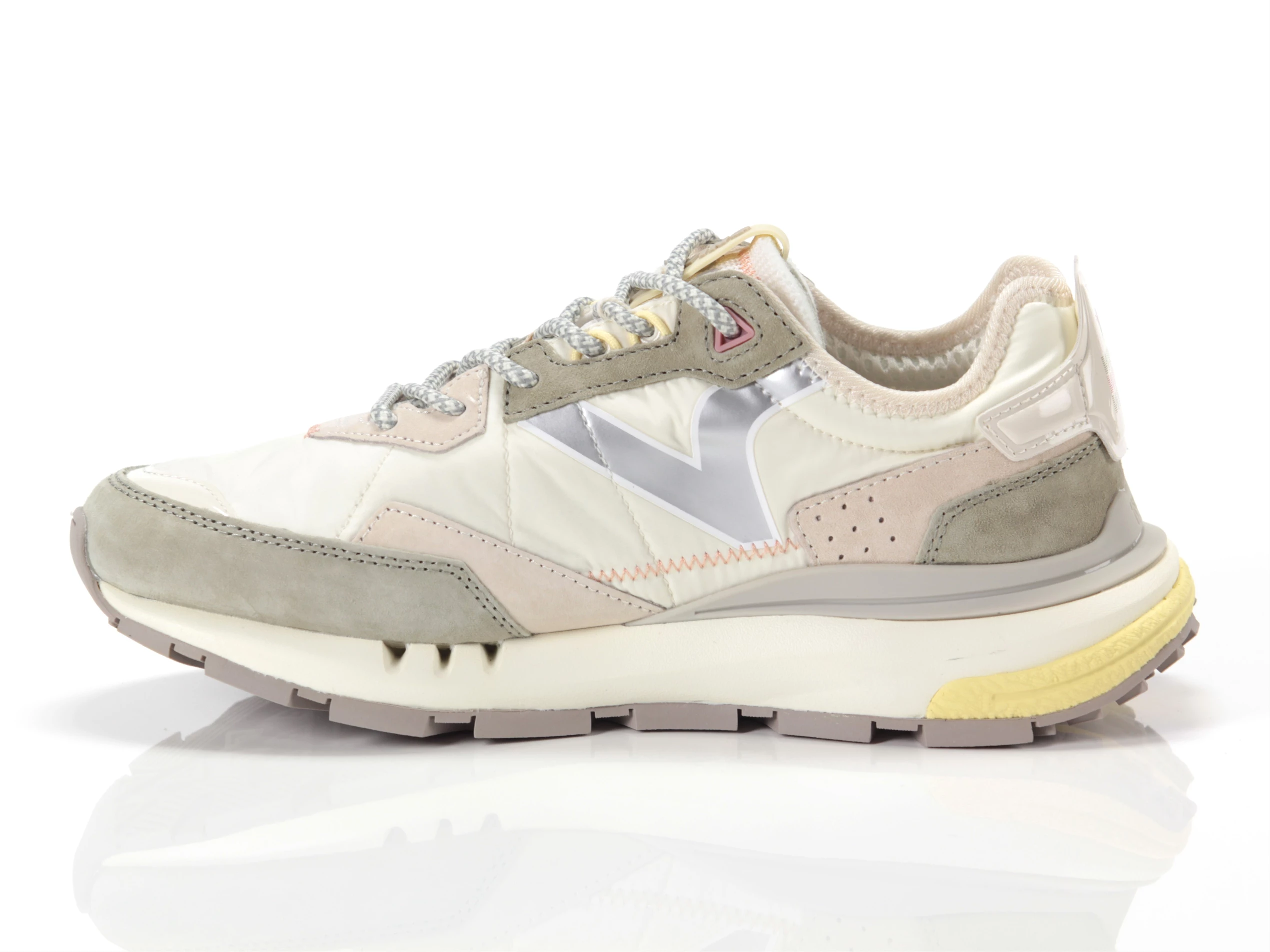 Victoria Beige - Sneakers uomo Victoria | YOUSPORTY Acquista online