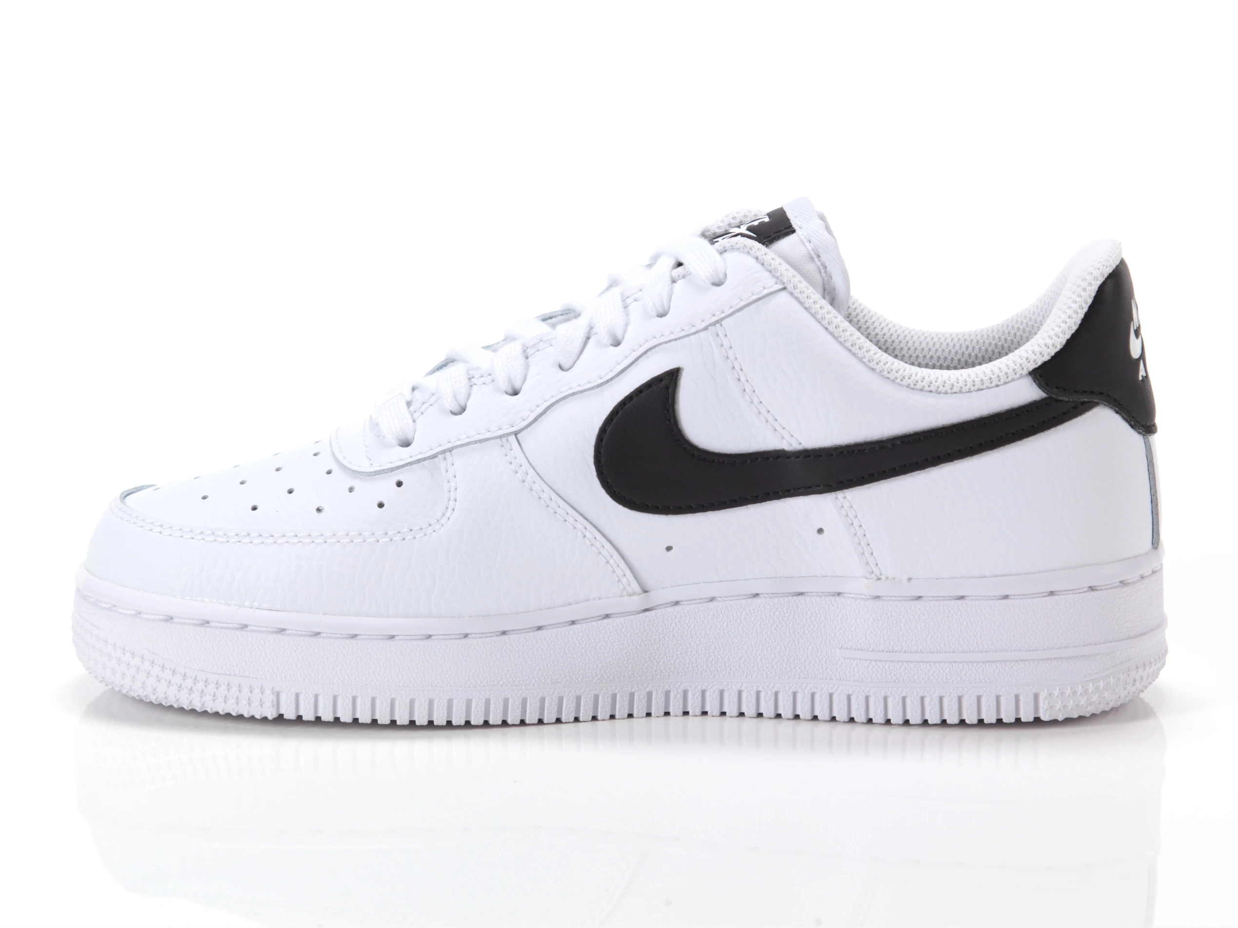 Nike Air Force 1 '07 mujer DD8959 103 | YOUSPORTY
