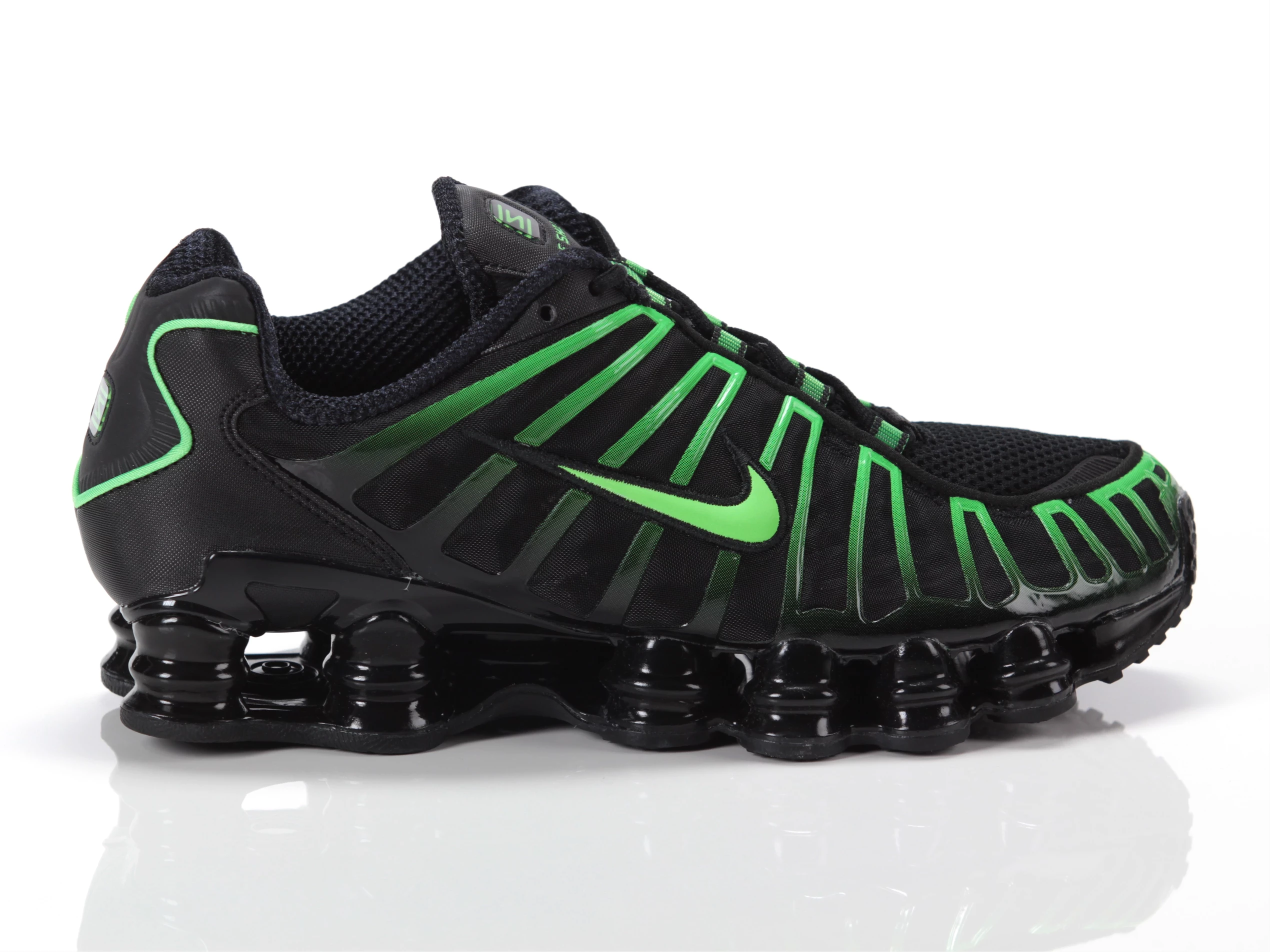 Nike NIKE SHOX TL man AV3595 012 | YOUSPORTY