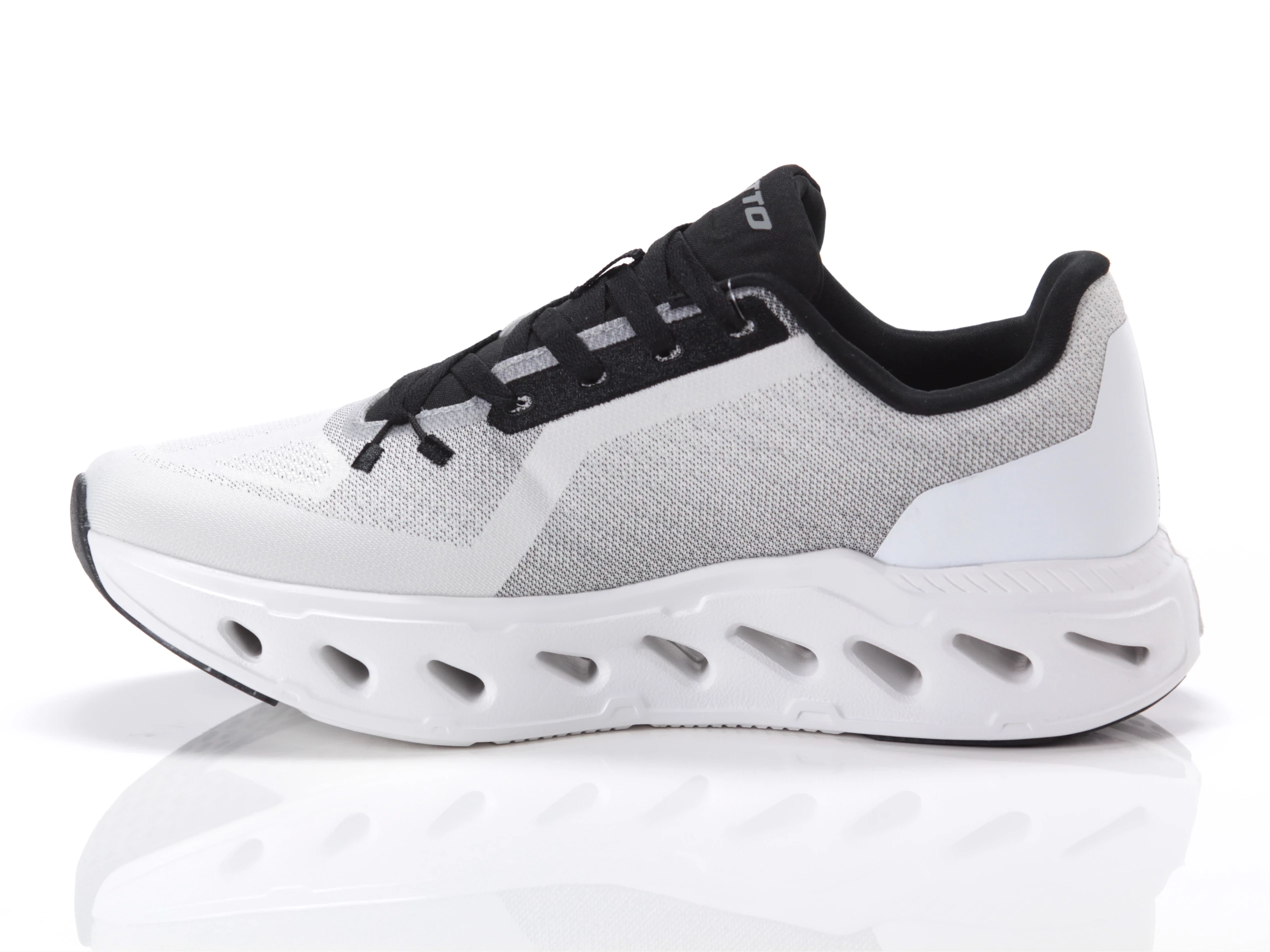 Lotto VENTO 40 AMF man 223779 A9D | YOUSPORTY