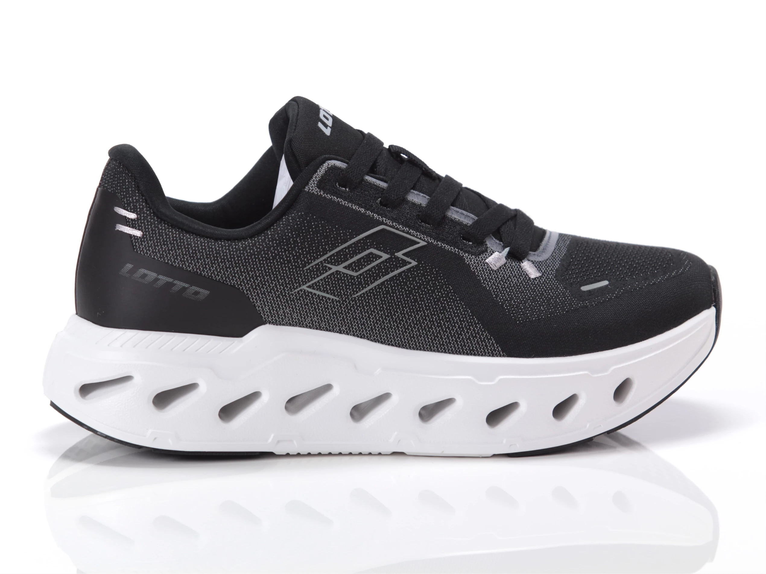 Lotto VENTO 40 AMF W woman 223785 2LJ | YOUSPORTY